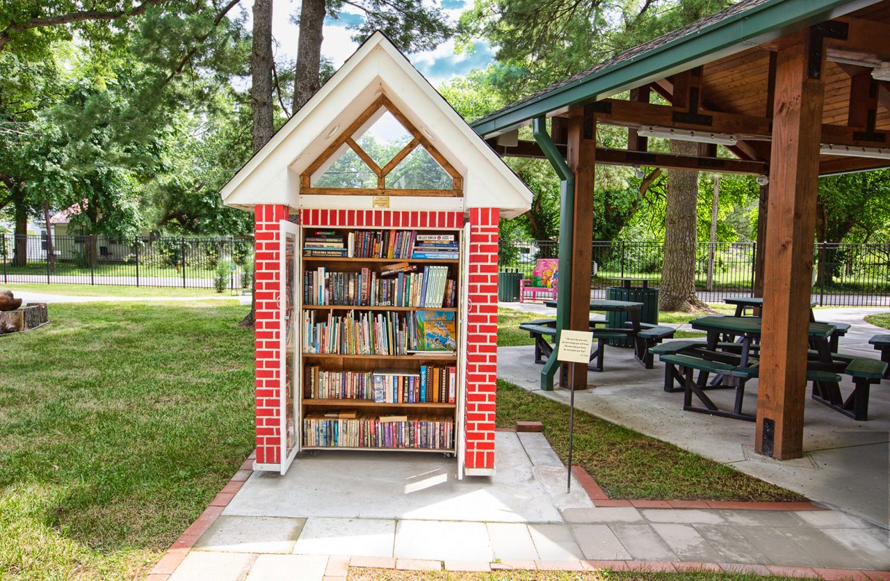 Benton Library Reading Garden – Baysinger Architects, LLC.